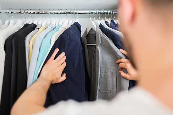 What should I wear to a funeral or visitation?